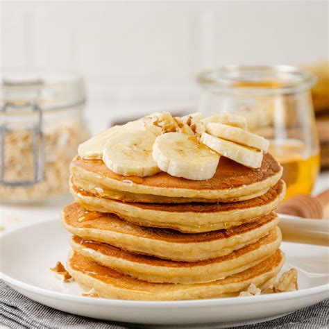 Banana Nut Pancakes Martha White®