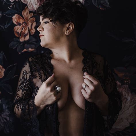 Nude Mature Female Boudoir Photography