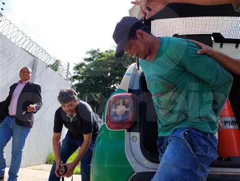 Homem é preso após ser flagrado pulando muro de casa na zona Sul de