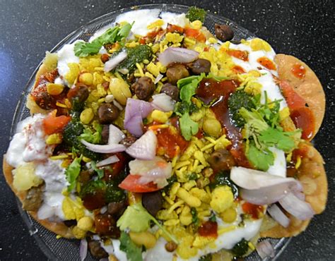 Dahi Papdi Chaat Recipe Papdi Chaat Recipe MUMMY RECIPES