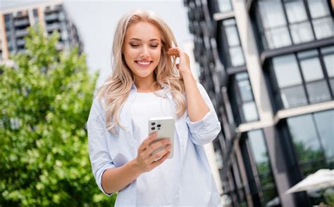 What To Say To Make A Girl Blush Over Text 96 Sweet Messages