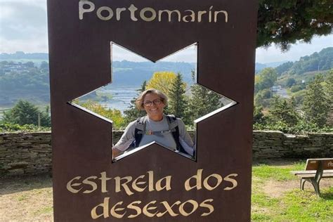 Mulher de 56 anos câncer de pulmão completa Caminho de Santiago