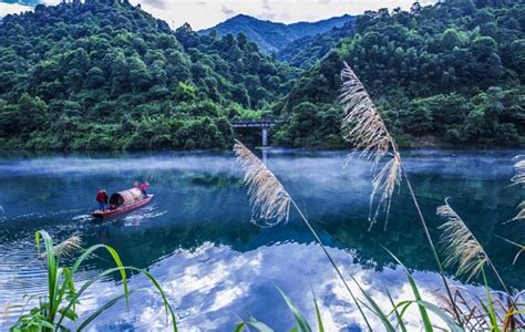 参加湖南夏令营如何改善孩子的逆反心理 乐淘冬夏令营