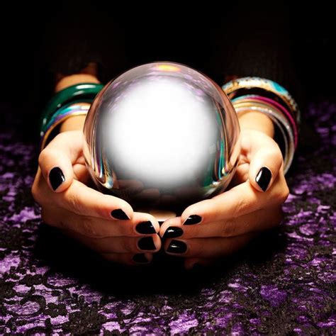 Prepara Un Ritual Para Activar La Bola De Cristal WeMystic Bola De