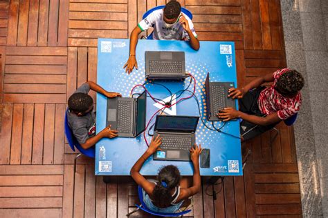 Laboratório gratuito abre inscrições para jovens negros e indígenas