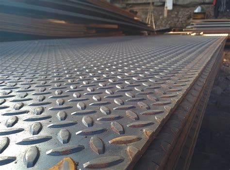 Mild Steel Rectangular MS Chequered Plates Thickness 2 5 MM 10 MM