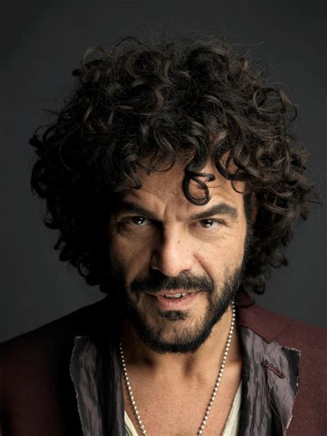 Francesco Renga esce venerdì 28 aprile Scriverò il tuo nome Live