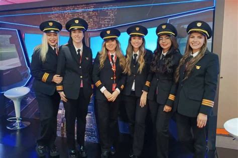 Becas Para Mujeres Que Quieran Ser Piloto En Avianca 180grados Digital