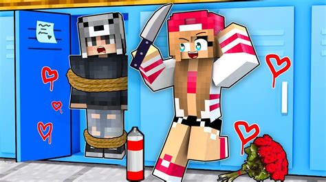 OKULDA ÇILGIN KIZ HAYRANIM BENİ KAÇIRDI Minecraft YouTube