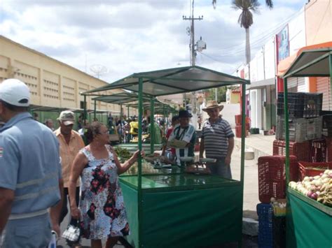 A Bagaceira FEIRANTES GANHAM BARRACAS PADRONIZADAS