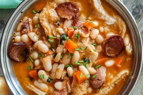 Dobradinha feijão branco nordestina calabresa e bacon Casa e