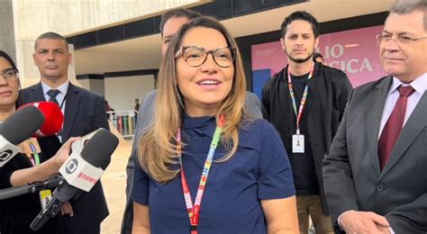 Posse de Lula Janja anuncia artistas para festa de 1º de janeiro veja