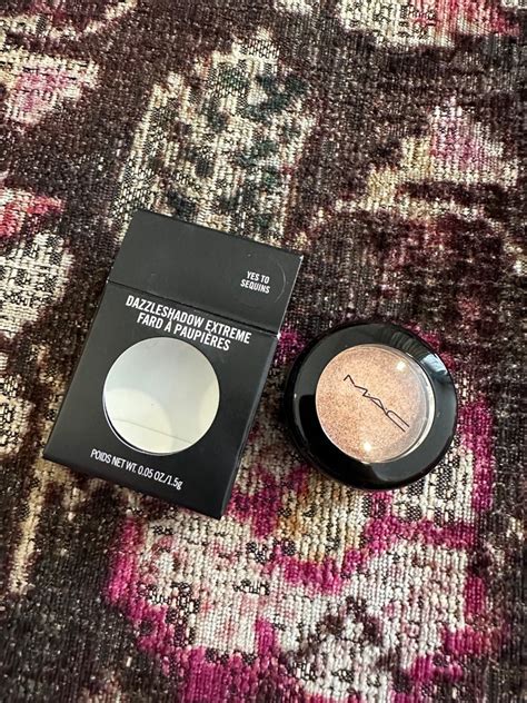 MAC Dazzle Shadow Extreme In Yes To Sequins Beauty Personal Care