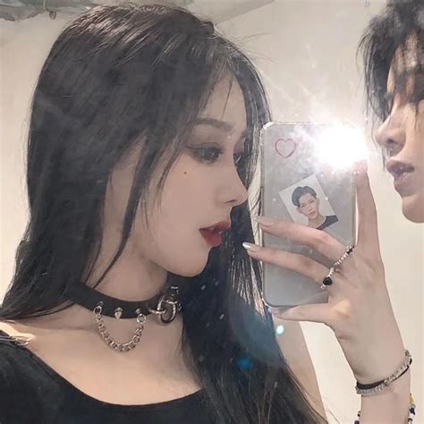 Pin de ᴍᴏᴏɴ em Matching icons Como ser solteira Metadinhas Casal