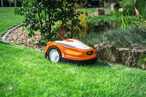 RMI 422 Mähroboter iMOW mit Mulchfunktion kaufen STIHL