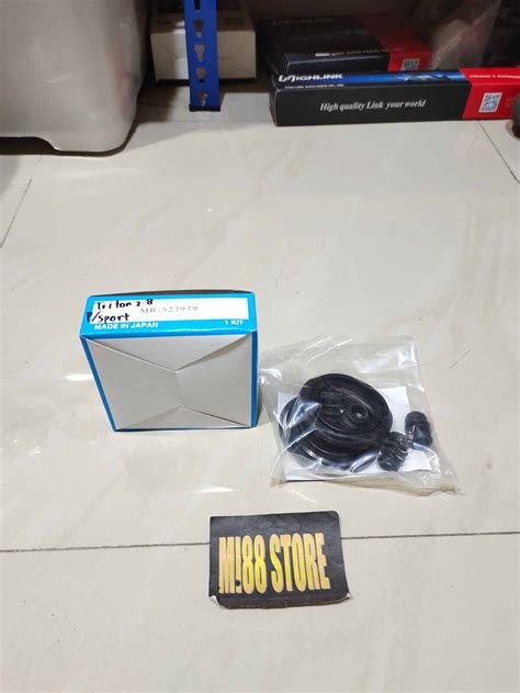 Seal Caliper Kit Cakram Mitsubishi L Triton Cc Pajero Sport