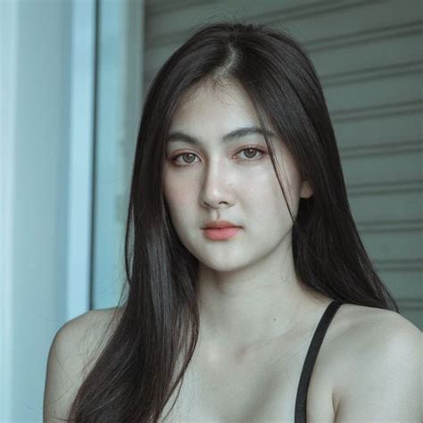 Nam Pan Nampan Narissaranisrine Threads Say More