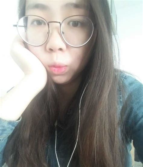 网盘泄密 爱好摄影眼镜黑丝少妇 108p1v 福利岛