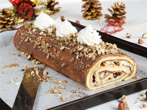 La traditionnelle bûche de noël aux marrons Recette par Une French