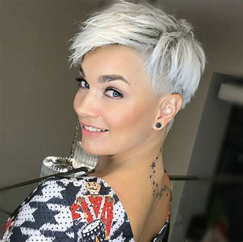 Short Pixie Hairstyles Female Hairstyle Guides
