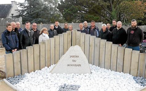 Cimetière Le Jardin du souvenir est prêt Le Télégramme