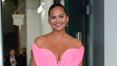 Chrissy Teigen Posts Topless Selfie Encouraging Regular Mammograms For