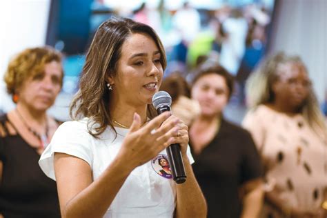 Federação PSOL Rede oficializa pré candidatura de Michelle Santos à