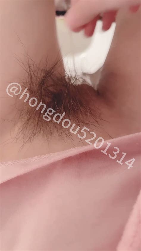红豆泥 on Twitter 新鲜的拉丝淫汁直接在骚逼里抽出来的能在手上把玩舔一舔点赞过百视频来了完整版在福利群 红豆已