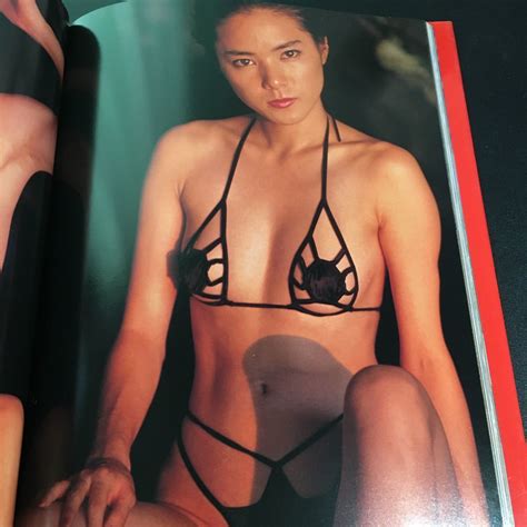 Yahoo オークション 匿名配送shiho 写真集 Naked Woman いくと