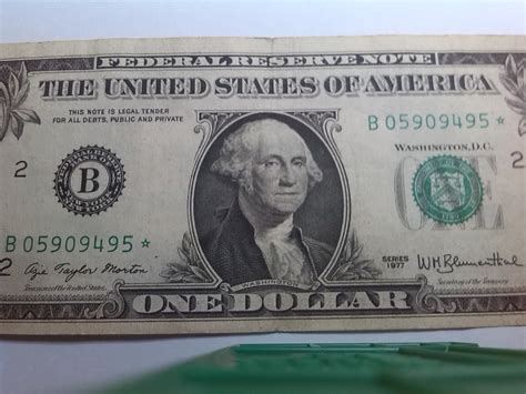 Dolar Con Estrella