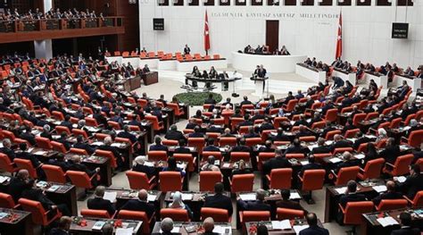 Emekli ve memur zammı Meclis te kabul edildi