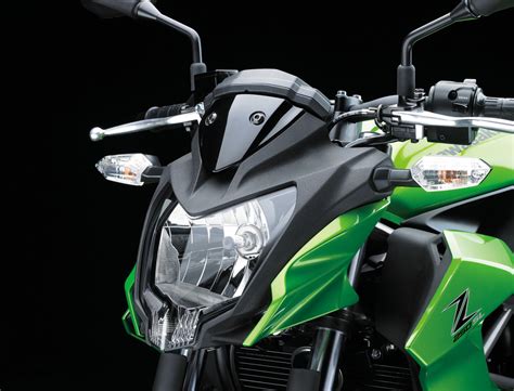 Kawasaki Z250SL 2015 Precio fotos ficha técnica y motos rivales