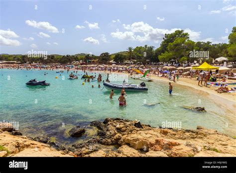 En Espa A Las Islas Baleares Ibiza Cala Bassa Beach Fotograf A De