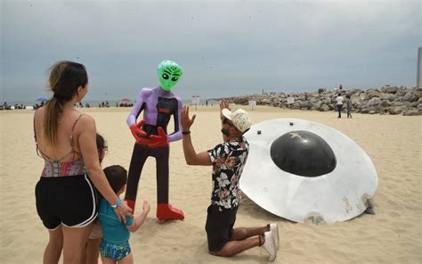 Los ovnis lo hicieron de nuevo Ciclón tropical se dirige hacia el