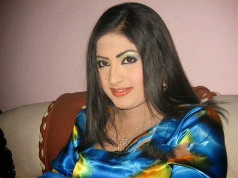 Hot Mujra Salma Shah Private Nanga Mujra 2014