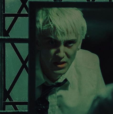 Slytherin Common Room Dark Green Aesthetic Green Room Aesthetic
