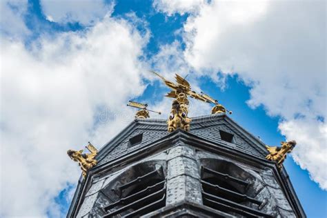 A Torre De Sino De Tournai B Lgica Imagem De Stock Imagem De Marco