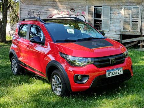 Sem mudanças Fiat Mobi tem preço reajustado Saiba mais sobre o modelo