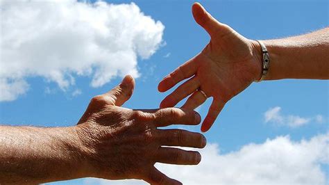 CBN A rádio que toca notícia Rede de solidariedade pode ser legado