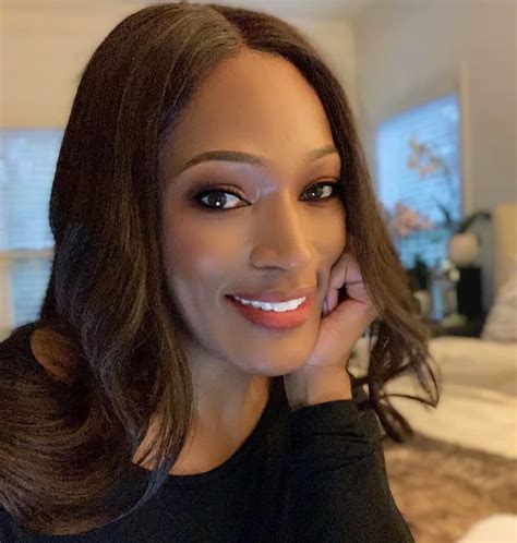 Kron Moore Actress Bio Wiki Age Married Net Worth The Oval Singing