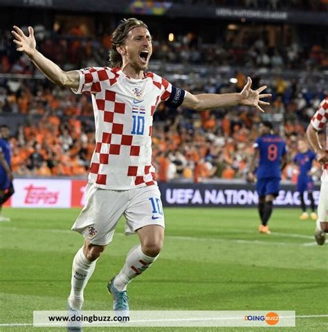 Mercato Luka Modric A Prolong L Aventure Au Real Madrid Jusqu En