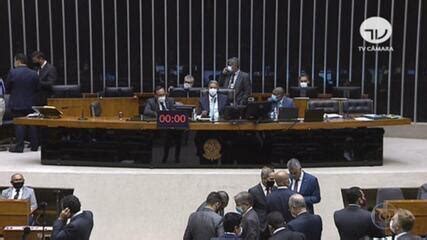 Por 323 votos a 172 Câmara aprova em segundo turno PEC dos Precatórios