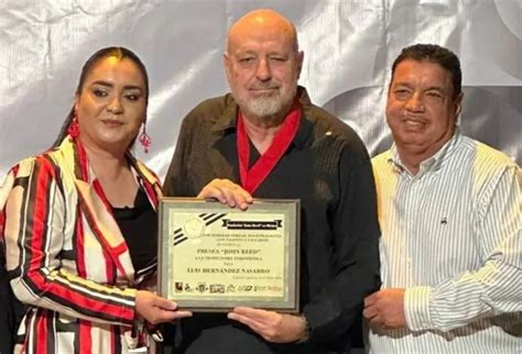 La Jornada Maya Nacional La Jornada Maya Entregan Presea John