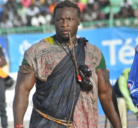 Combat Royal en péril Ama Baldé malade et isolé avant le face à face