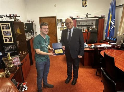 Primar la 19 ani Havard Handeland a devenit cel mai tânăr edil din