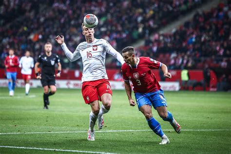Polacy czekają na rywali w barażach o awans do Euro 2024 Tak może