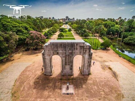 14 pontos turísticos de Porto Alegre que você precisa conhecer Guia