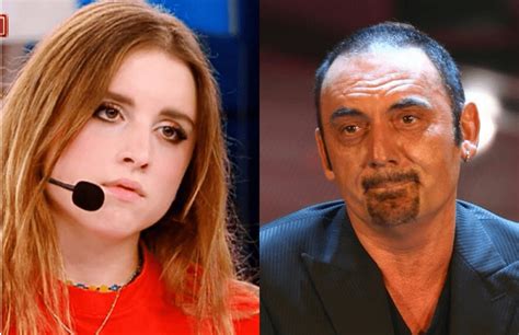 Amici Angelina Mango Si Apre Ai Nuovi Compagni La Morte Di Mio