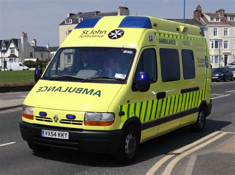 St John Ambulance Renault Master Emergency Ambulance On S Flickr