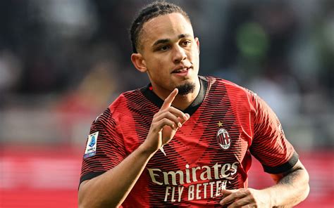 Milan Le Ultime Dall Allenamento Nessun Recupero In Vista Del Cagliari